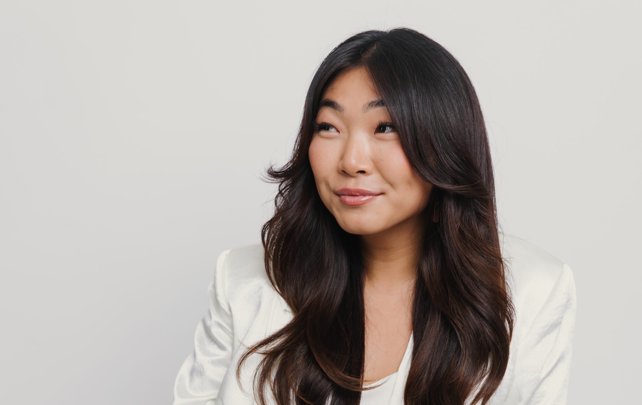 Misty Li Balances Spreadsheets and Social Media By Kelli Luu | 29 May ...